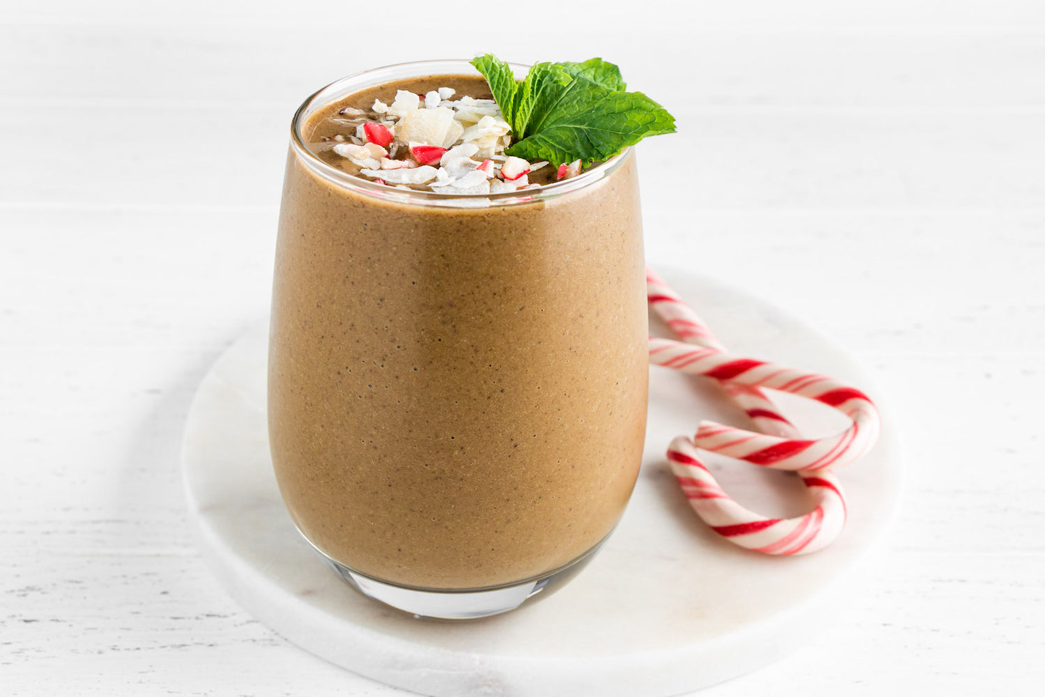 Candy Cane Smoothie Recipe – SmoothieBox